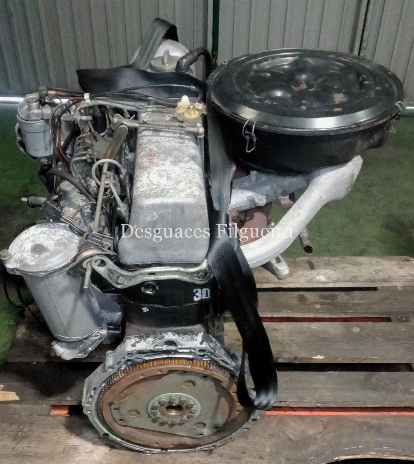 Motor completo de Mercedes-Benz W 123, 300D, 88 cv, código de motor OM ...
